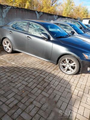 Pelēks Lexus IS 2009 Rīga, ar dzinēja tilpumu 2.20 L un nobraukumu 260 tūkst. km par 5600 €, foto 3 vietnē AUTOMOTO.COM.LV
