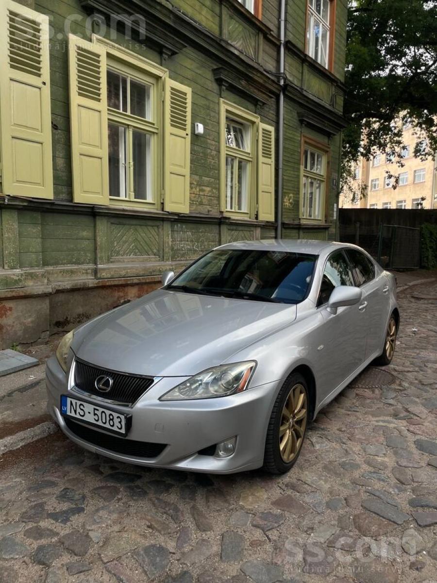 Pelēks Lexus IS 2009 Rīga, ar dzinēja tilpumu 2.50 L un nobraukumu 202 tūkst. km par 4900 €, foto 7 vietnē AUTOMOTO.COM.LV