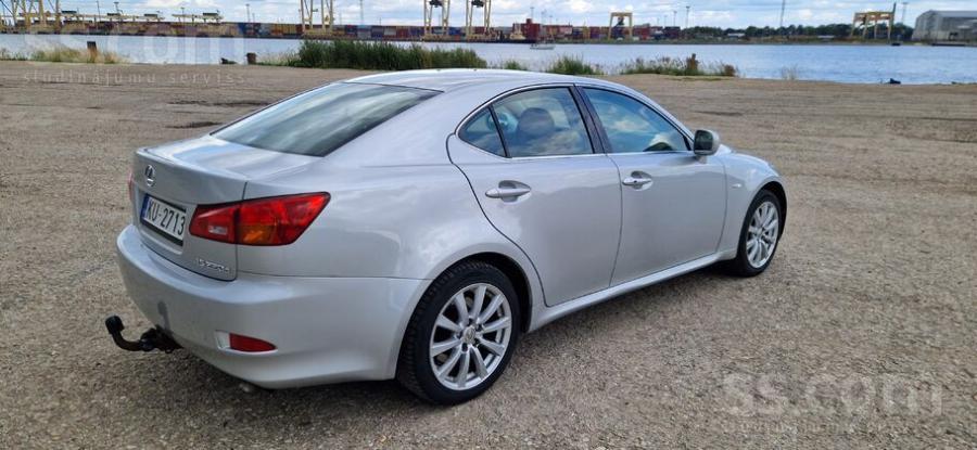 Pelēks Lexus IS 2009 Rīga, ar dzinēja tilpumu 2.20 L un nobraukumu 256 tūkst. km par 5200 €, foto 4 vietnē AUTOMOTO.COM.LV