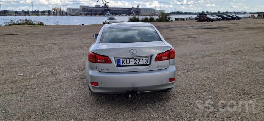 Pelēks Lexus IS 2009 Rīga, ar dzinēja tilpumu 2.20 L un nobraukumu 256 tūkst. km par 5200 €, foto 5 vietnē AUTOMOTO.COM.LV