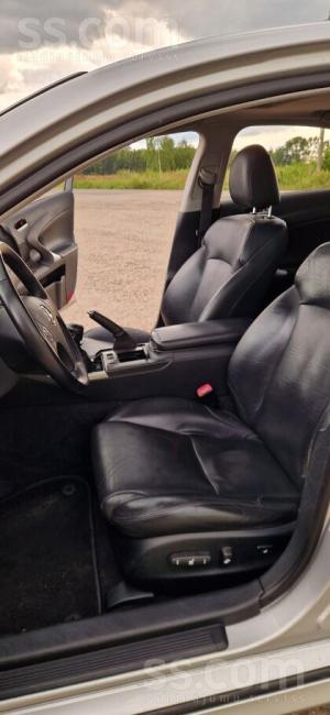 Pelēks Lexus IS 2009 Rīga, ar dzinēja tilpumu 2.20 L un nobraukumu 256 tūkst. km par 5200 €, foto 9 vietnē AUTOMOTO.COM.LV
