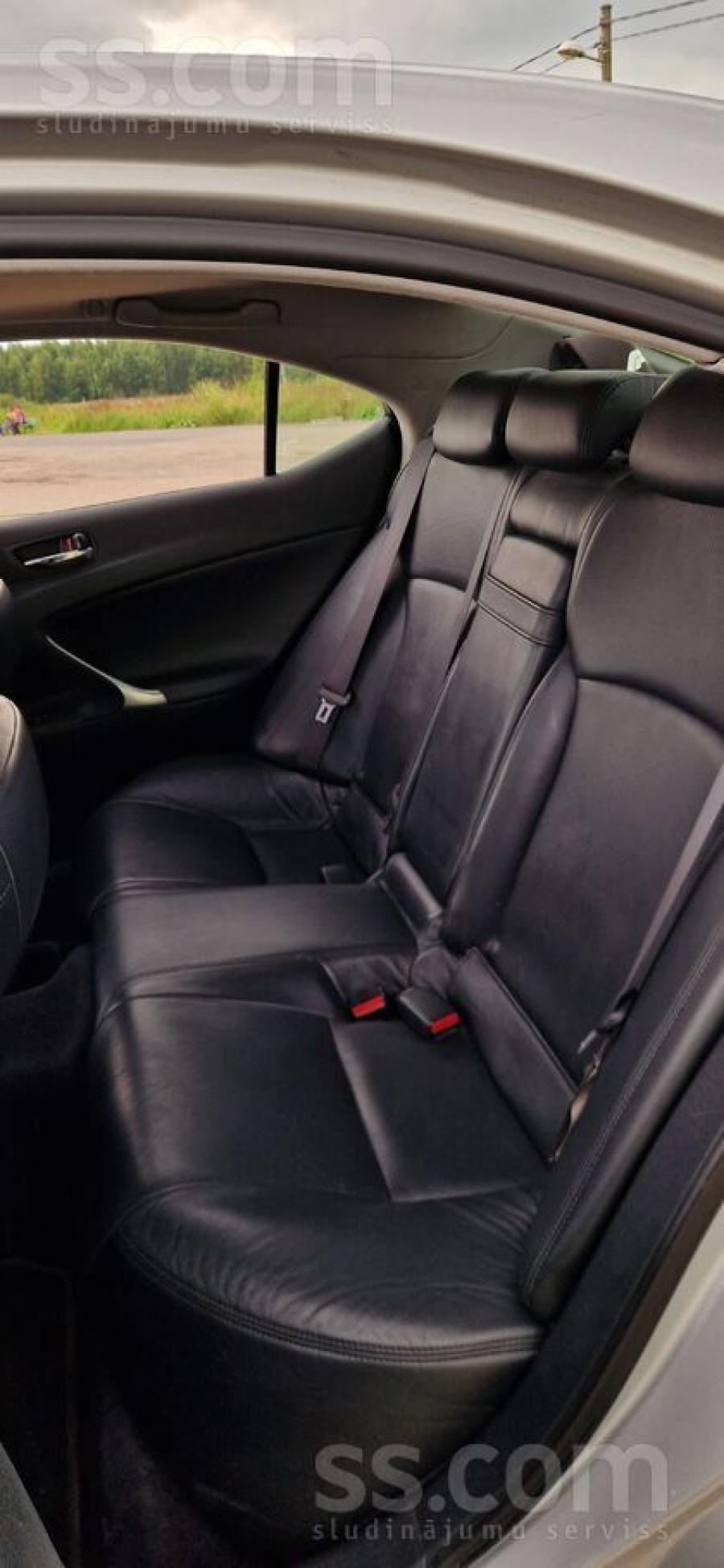 Pelēks Lexus IS 2009 Rīga, ar dzinēja tilpumu 2.20 L un nobraukumu 256 tūkst. km par 5200 €, foto 10 vietnē AUTOMOTO.COM.LV