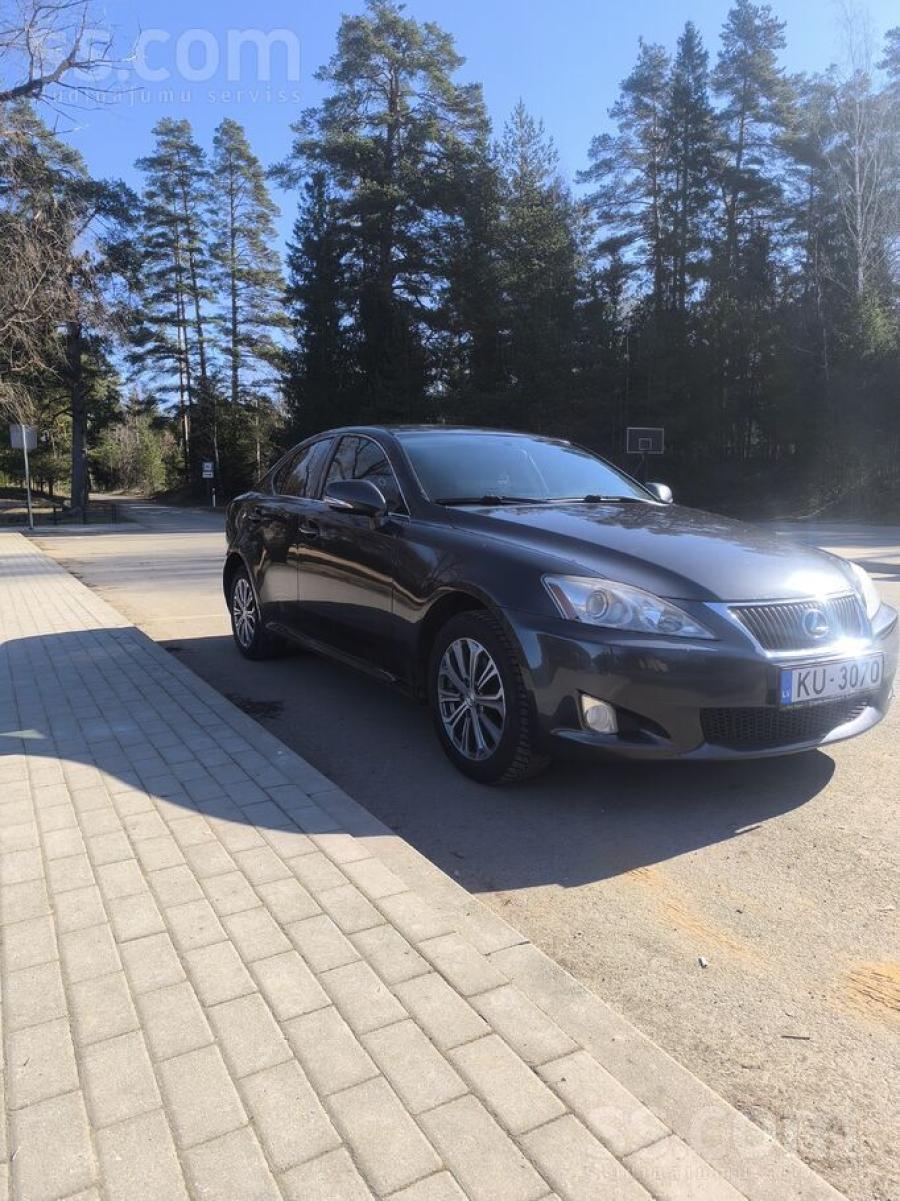 Pelēks Lexus IS 2009 Valka, ar dzinēja tilpumu 2.20 L un nobraukumu 372 tūkst. km par 3500 €, foto 3 vietnē AUTOMOTO.COM.LV