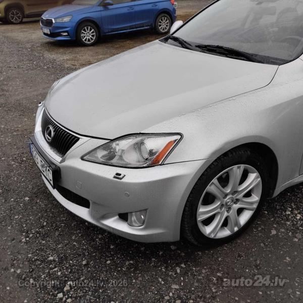 Pelēks Lexus IS 2010 Tallina, ar dzinēja tilpumu 2.20 L un nobraukumu 235 tūkst. km par 4100 €, foto 1 vietnē AUTOMOTO.COM.LV