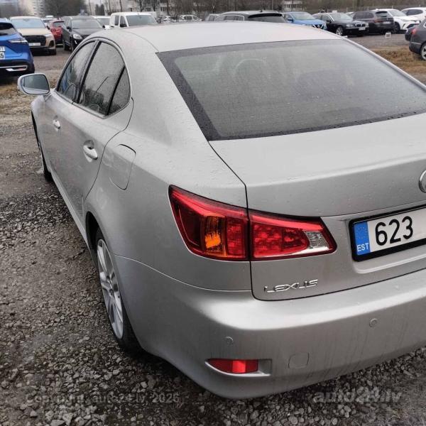 Pelēks Lexus IS 2010 Tallina, ar dzinēja tilpumu 2.20 L un nobraukumu 235 tūkst. km par 4100 €, foto 2 vietnē AUTOMOTO.COM.LV