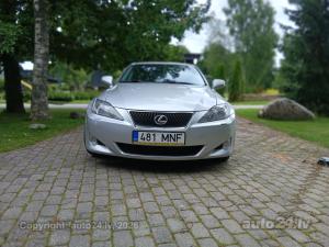 Pelēks Lexus IS 2010 Tallina, ar dzinēja tilpumu 2.50 L un nobraukumu 221 tūkst. km par 5750 €, foto  vietnē AUTOMOTO.COM.LV