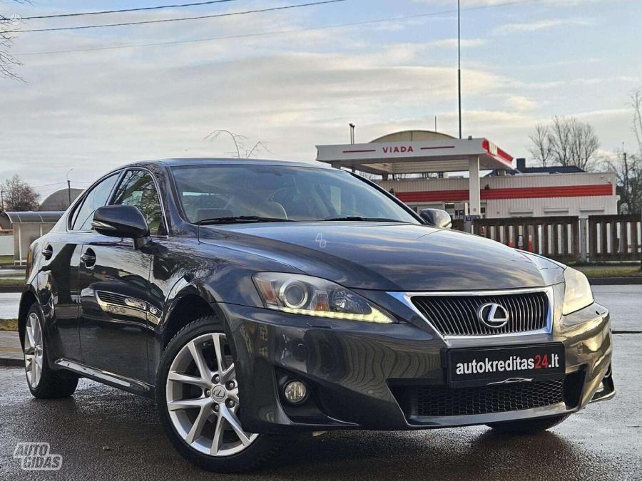 Grey Lexus IS 2011 in Siauliai, with an engine capacity of 2.20 L and mileage of 216 thousand km for 6450 €, photo 1 on AUTOMOTO.COM.LV