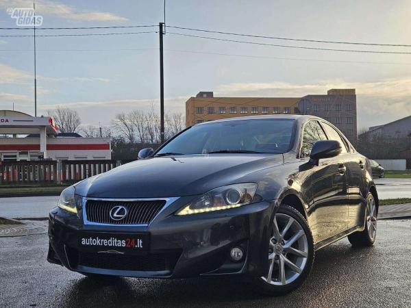 Grey Lexus IS 2011 in Siauliai, with an engine capacity of 2.20 L and mileage of 216 thousand km for 6450 €, photo 3 on AUTOMOTO.COM.LV