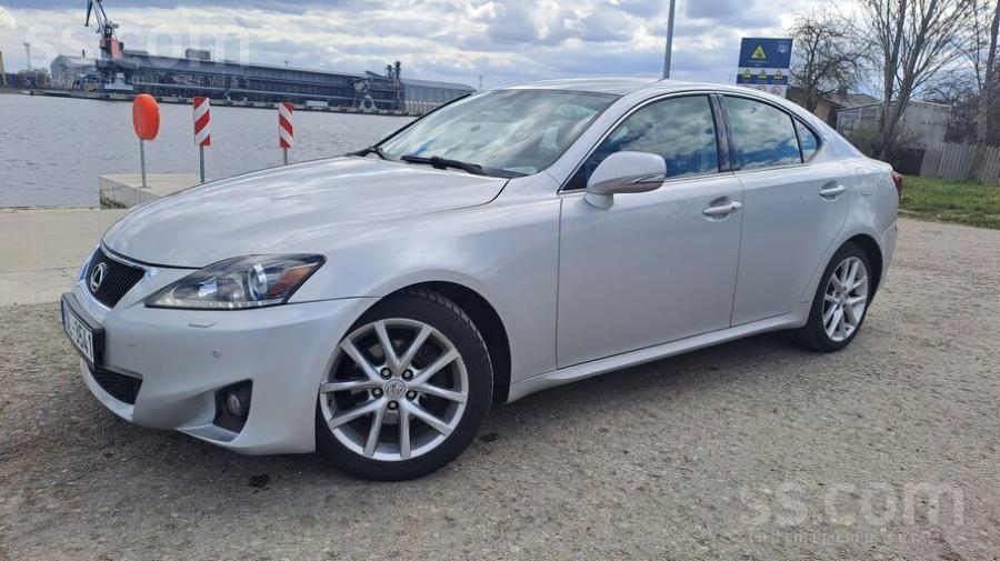 Pelēks Lexus IS 2011 Rīga, ar dzinēja tilpumu 2.50 L un nobraukumu 194 tūkst. km par 8190 €, foto 3 vietnē AUTOMOTO.COM.LV