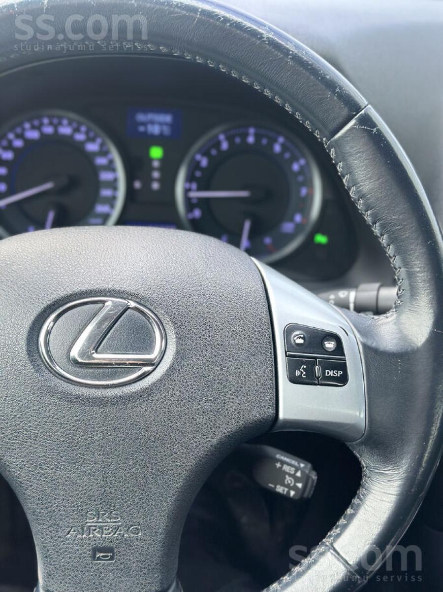Pelēks Lexus IS 2011 Rīga, ar dzinēja tilpumu 2.50 L un nobraukumu 194 tūkst. km par 8190 €, foto 13 vietnē AUTOMOTO.COM.LV