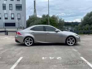 Grey Lexus IS 2013 in Tartu, with an engine capacity of 2.50 L and mileage of 248 thousand km for 14900 €, photo 8 on AUTOMOTO.COM.LV