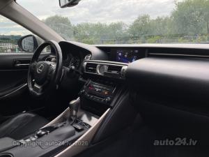 Grey Lexus IS 2013 in Tartu, with an engine capacity of 2.50 L and mileage of 248 thousand km for 14900 €, photo 14 on AUTOMOTO.COM.LV