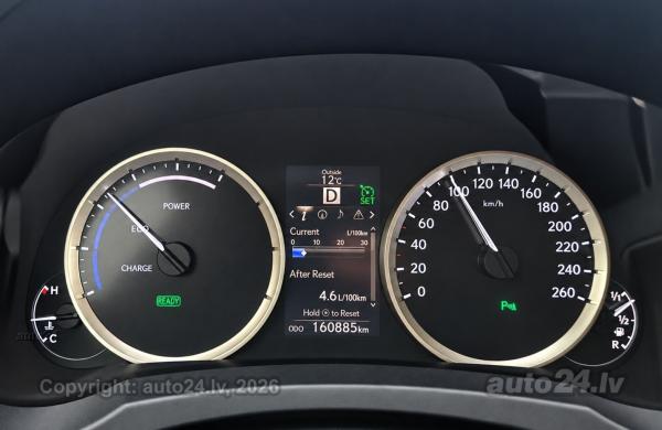 Pelēks Lexus IS 2013 Tallina, ar dzinēja tilpumu 2.50 L un nobraukumu 170 tūkst. km par 15500 €, foto 9 vietnē AUTOMOTO.COM.LV