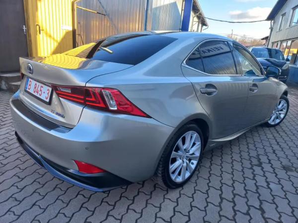 Grey Lexus IS 2014 in Riga, with an engine capacity of 2.50 L and mileage of 180 thousand km for 12490 €, photo 2 on AUTOMOTO.COM.LV