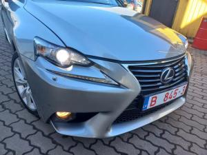 Grey Lexus IS 2014 in Riga, with an engine capacity of 2.50 L and mileage of 180 thousand km for 12490 €, photo 12 on AUTOMOTO.COM.LV