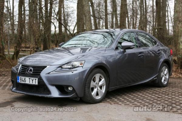 Grey Lexus IS 2015 in Tallinn, with an engine capacity of 2.50 L and mileage of 181 thousand km for 14900 €, photo 1 on AUTOMOTO.COM.LV