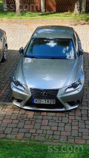 Pelēks Lexus IS 2015 Rīga, ar dzinēja tilpumu 2.50 L un nobraukumu 125 tūkst. km par 16500 €, foto  vietnē AUTOMOTO.COM.LV