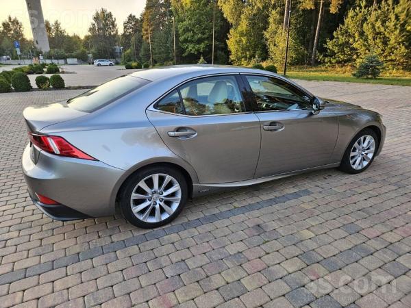 Lexus IS 2015 RÄ«ga vietnÄ PelÄks Lexus IS 2015 RÄ«ga, ar dzinÄja tilpumu 2.50 L un nobraukumu 135 tÅ«kst. km par 15300 ā¬, foto 6 vietnÄ AUTOMOTO.COM.LV