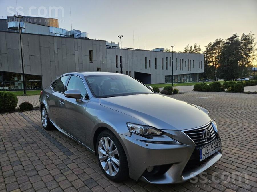 Pelēks Lexus IS 2015 Rīga, ar dzinēja tilpumu 2.50 L un nobraukumu 135 tūkst. km par 15300 €, foto 7 vietnē AUTOMOTO.COM.LV