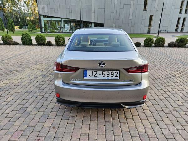 Lexus IS 2015 RÄ«ga vietnÄ PelÄks Lexus IS 2015 RÄ«ga, ar dzinÄja tilpumu 2.50 L un nobraukumu 135 tÅ«kst. km par 15300 ā¬, foto 8 vietnÄ AUTOMOTO.COM.LV