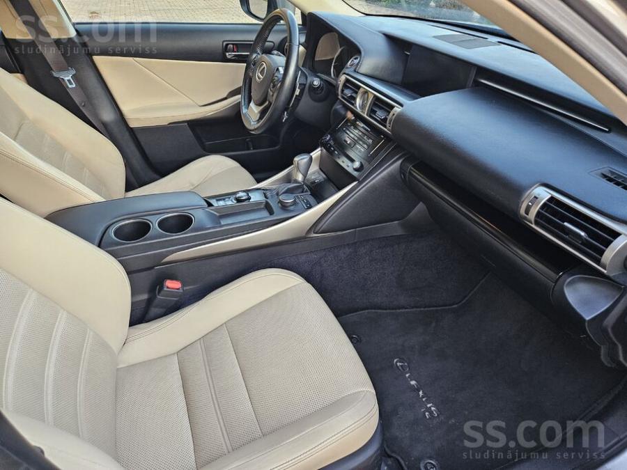Pelēks Lexus IS 2015 Rīga, ar dzinēja tilpumu 2.50 L un nobraukumu 135 tūkst. km par 15300 €, foto 17 vietnē AUTOMOTO.COM.LV