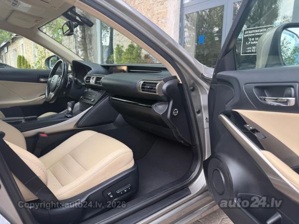 Pelēks Lexus IS 2016 Tallina, ar dzinēja tilpumu 2.50 L un nobraukumu 154 tūkst. km par 16990 €, foto 7 vietnē AUTOMOTO.COM.LV