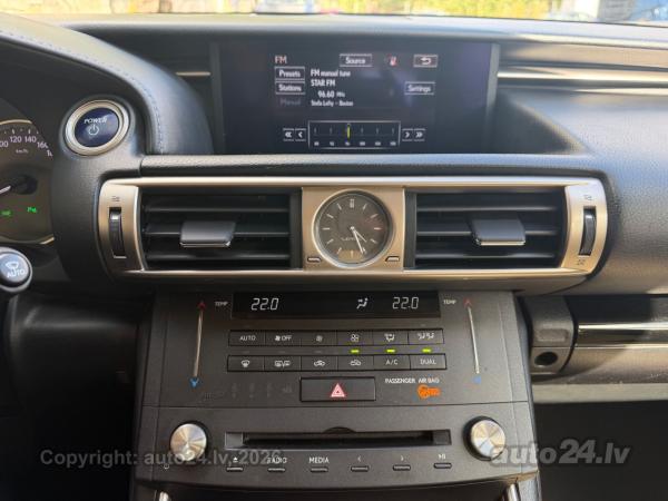 Pelēks Lexus IS 2016 Tallina, ar dzinēja tilpumu 2.50 L un nobraukumu 154 tūkst. km par 16990 €, foto 10 vietnē AUTOMOTO.COM.LV