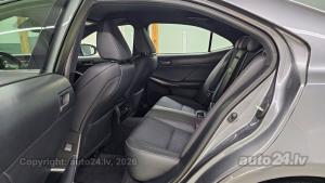 Pelēks Lexus IS 2018 Tallina, ar dzinēja tilpumu 2.50 L un nobraukumu 158 tūkst. km par 21995 €, foto 13 vietnē AUTOMOTO.COM.LV