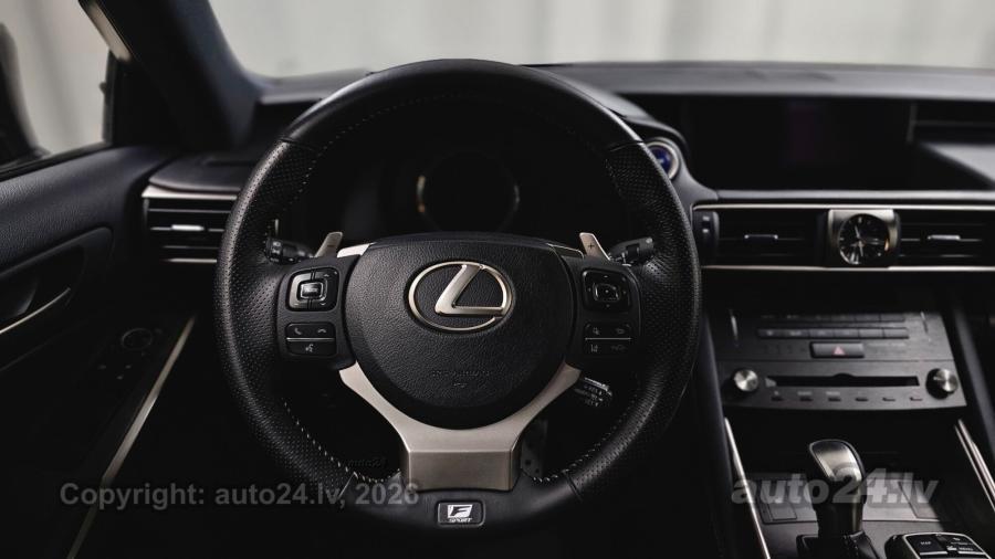Pelēks Lexus IS 2018 Tallina, ar dzinēja tilpumu 2.50 L un nobraukumu 158 tūkst. km par 21995 €, foto 17 vietnē AUTOMOTO.COM.LV
