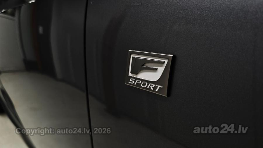 Pelēks Lexus IS 2018 Tallina, ar dzinēja tilpumu 2.50 L un nobraukumu 158 tūkst. km par 21995 €, foto 26 vietnē AUTOMOTO.COM.LV