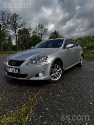 Pelēks Lexus IS 2007 Rīga, ar dzinēja tilpumu 2.00 L un nobraukumu 351 tūkst. km par 2000 €, foto  vietnē AUTOMOTO.COM.LV