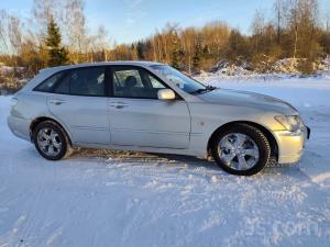 Lexus IS 2003 in Cesis, with an engine capacity of 2.00 L and mileage of 352 thousand km for 2250 €, photo 2 on AUTOMOTO.COM.LV