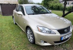 Lexus IS 2006 in Talsi, with an engine capacity of 2.20 L and mileage of 295 thousand km for 3000 €, photo  on AUTOMOTO.COM.LV