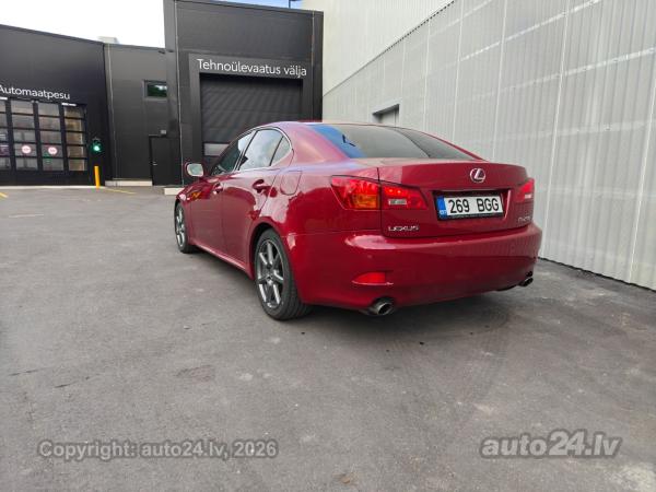 Sarkans Lexus IS 2005 Tallina, ar dzinēja tilpumu 2.50 L un nobraukumu 229 tūkst. km par 6700 €, foto 4 vietnē AUTOMOTO.COM.LV