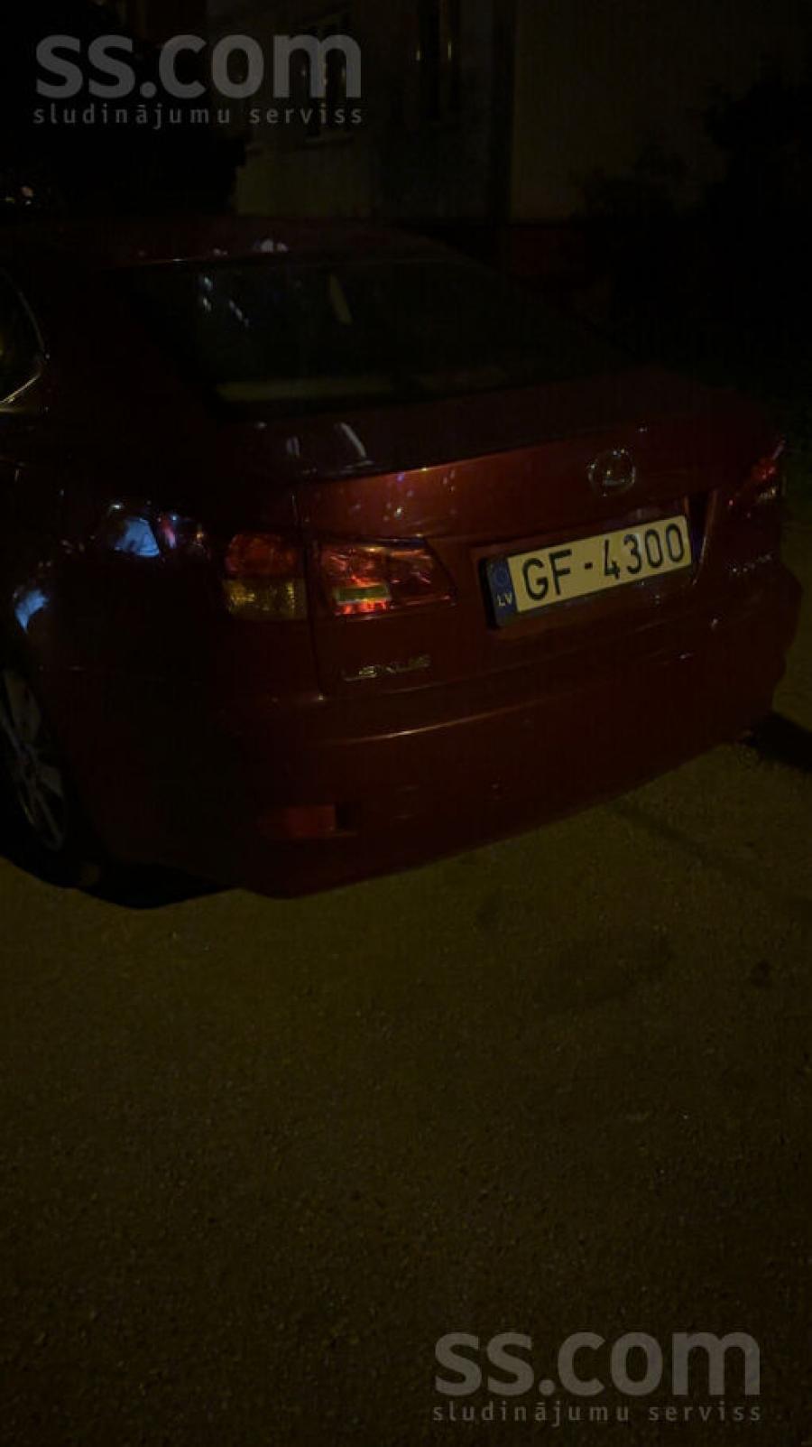 Red Lexus IS 2006 in Riga, with an engine capacity of 2.20 L and mileage of 287 thousand km for 2100 €, photo 9 on AUTOMOTO.COM.LV