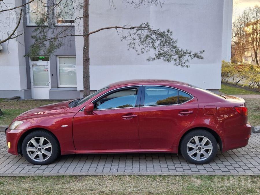 Sarkans Lexus IS 2006 Rīga, ar dzinēja tilpumu 2.20 L un nobraukumu 281 tūkst. km par 5500 €, foto 3 vietnē AUTOMOTO.COM.LV
