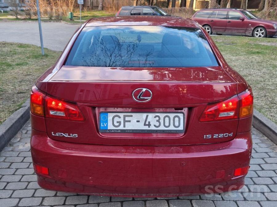 Sarkans Lexus IS 2006 Rīga, ar dzinēja tilpumu 2.20 L un nobraukumu 281 tūkst. km par 5500 €, foto 10 vietnē AUTOMOTO.COM.LV