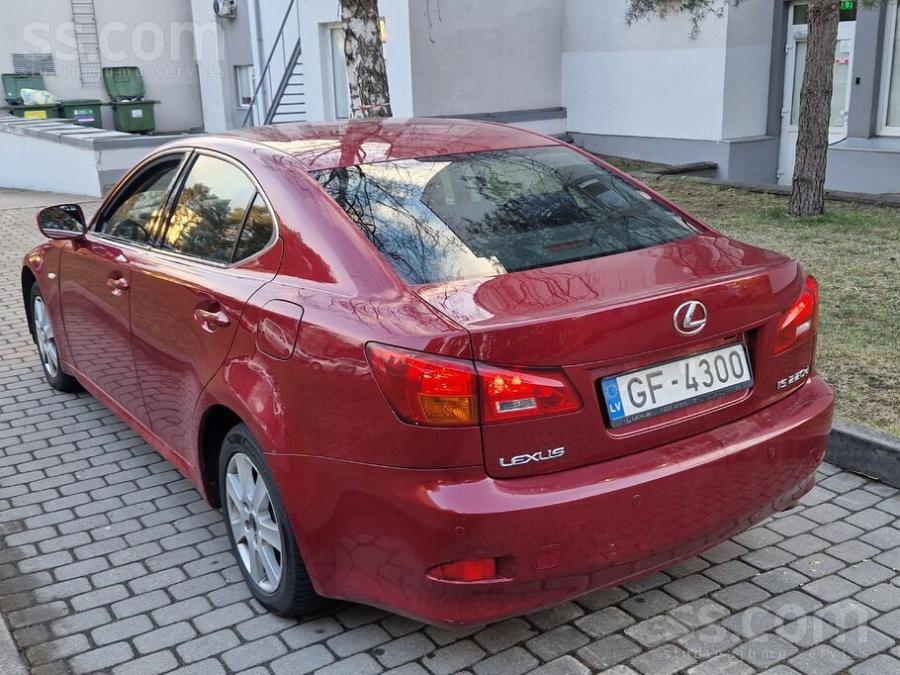 Sarkans Lexus IS 2006 Rīga, ar dzinēja tilpumu 2.20 L un nobraukumu 281 tūkst. km par 5500 €, foto 12 vietnē AUTOMOTO.COM.LV