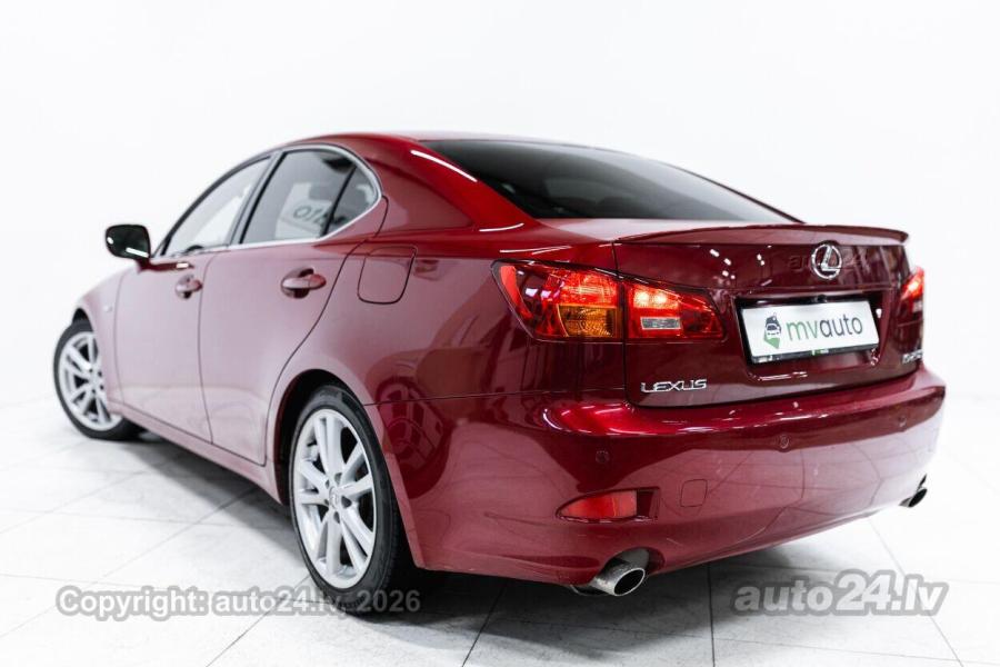 Red Lexus IS 2006 in Tallinn, with an engine capacity of 2.50 L and mileage of 203 thousand km for 6490 €, photo 6 on AUTOMOTO.COM.LV