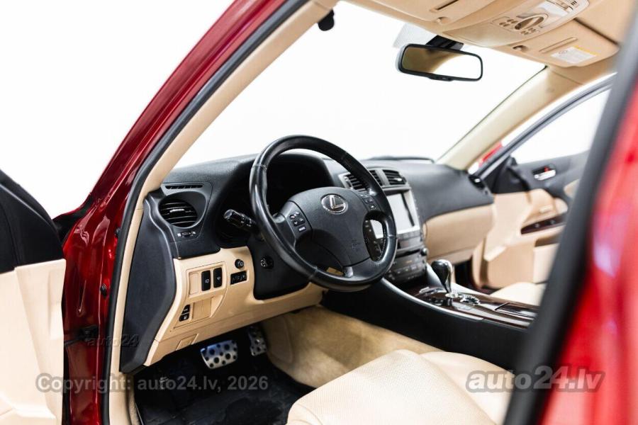 Sarkans Lexus IS 2006 Tallina, ar dzinēja tilpumu 2.50 L un nobraukumu 203 tūkst. km par 6490 €, foto 12 vietnē AUTOMOTO.COM.LV
