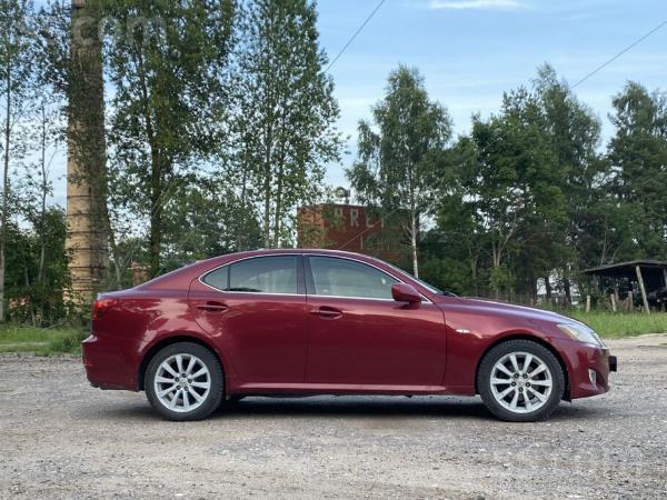 Sarkans Lexus IS 2006 Preiļi, ar dzinēja tilpumu 2.20 L un nobraukumu 405 tūkst. km par 2850 €, foto 7 vietnē AUTOMOTO.COM.LV