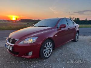 Sarkans Lexus IS 2007 Tallina, ar dzinēja tilpumu 2.50 L un nobraukumu 277 tūkst. km par 3300 €, foto  vietnē AUTOMOTO.COM.LV