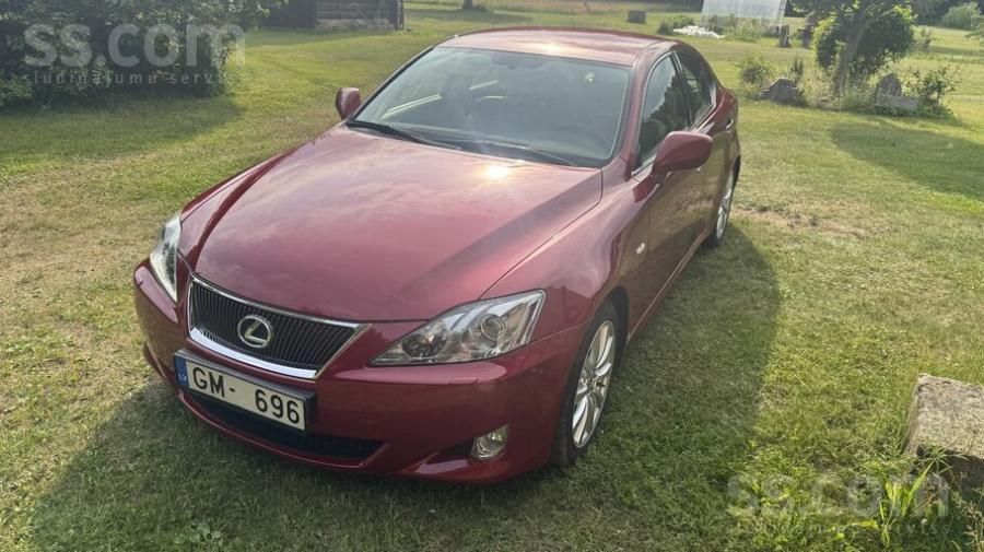 Red Lexus IS 2007 in Riga, with an engine capacity of 2.50 L and mileage of 160 thousand km for 6500 €, photo 3 on AUTOMOTO.COM.LV