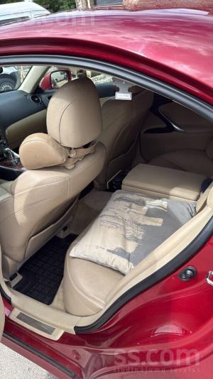 Sarkans Lexus IS 2007 Rīga, ar dzinēja tilpumu 2.50 L un nobraukumu 244 tūkst. km par 4500 €, foto 7 vietnē AUTOMOTO.COM.LV