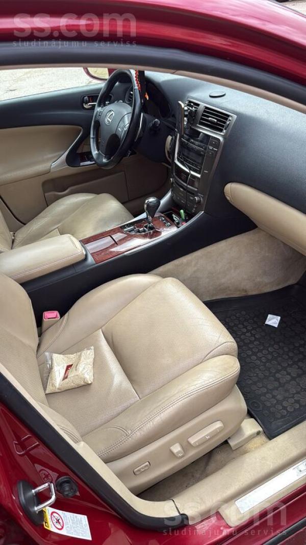 Sarkans Lexus IS 2007 Rīga, ar dzinēja tilpumu 2.50 L un nobraukumu 244 tūkst. km par 4500 €, foto 5 vietnē AUTOMOTO.COM.LV