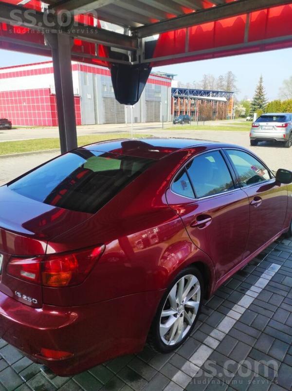 Sarkans Lexus IS 2007 Rīga, ar dzinēja tilpumu 2.50 L un nobraukumu 273 tūkst. km par 3000 €, foto 3 vietnē AUTOMOTO.COM.LV