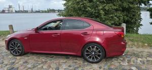 Red Lexus IS 2007 in Riga, with an engine capacity of 2.50 L and mileage of 201 thousand km for 5000 €, photo 5 on AUTOMOTO.COM.LV