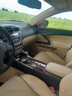Sarkans Lexus IS 2008 Rakvere, ar dzinēja tilpumu 2.50 L un nobraukumu 224 tūkst. km par 6999 €, foto 14 vietnē AUTOMOTO.COM.LV