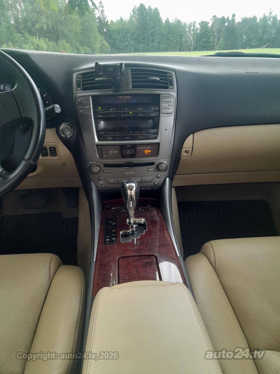 Sarkans Lexus IS 2008 Rakvere, ar dzinēja tilpumu 2.50 L un nobraukumu 224 tūkst. km par 6999 €, foto 15 vietnē AUTOMOTO.COM.LV