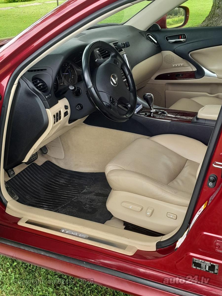 Sarkans Lexus IS 2008 Rakvere, ar dzinēja tilpumu 2.50 L un nobraukumu 224 tūkst. km par 6999 €, foto 18 vietnē AUTOMOTO.COM.LV